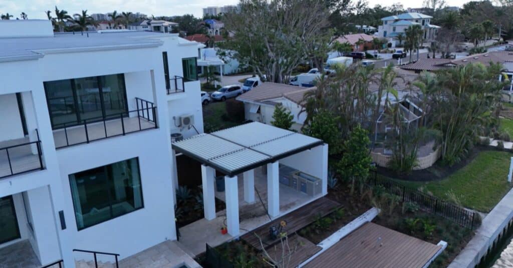 Wind-Resistant Pergola Systems Built for Florida Homes